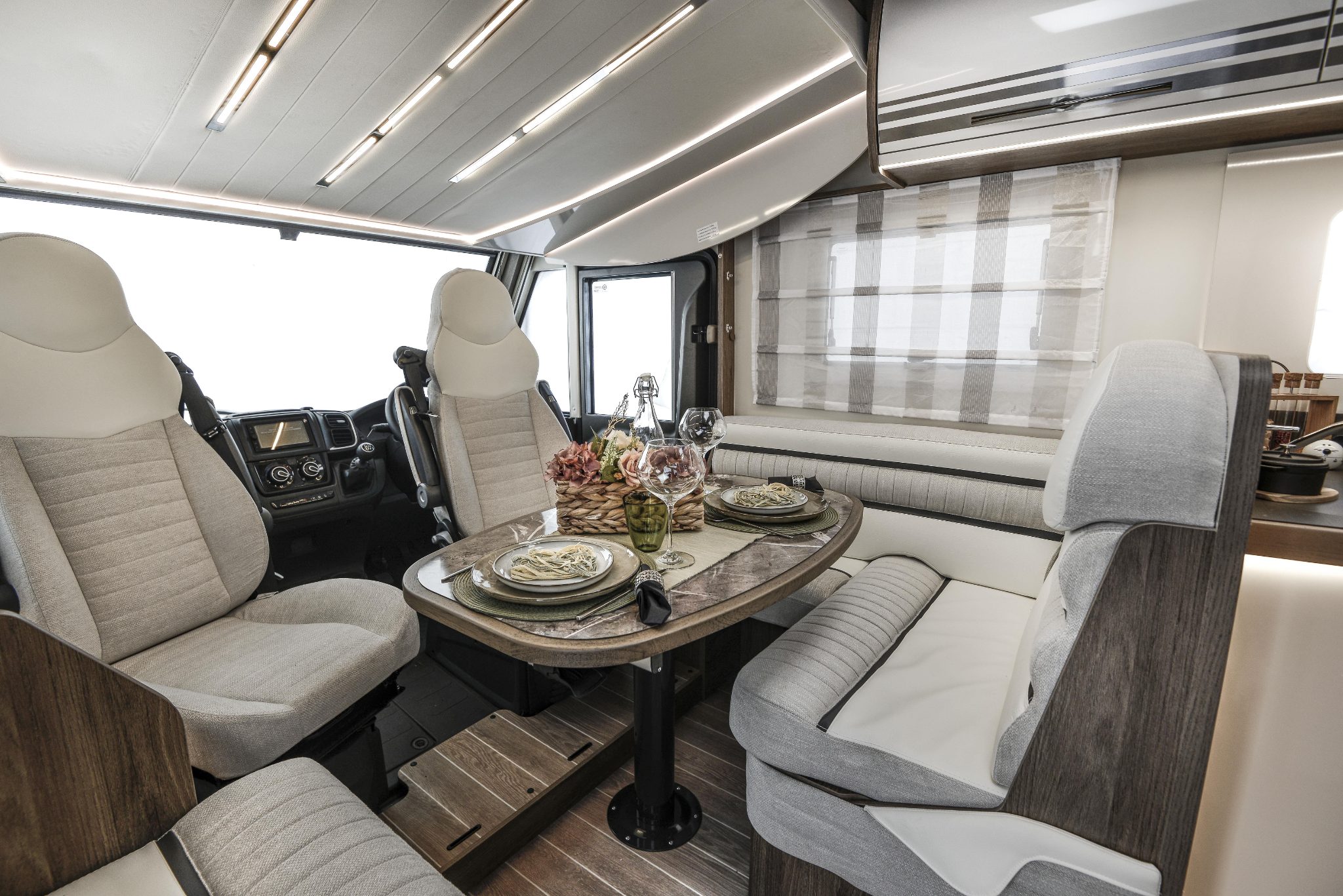 Motorhomes & Booking Info - Roam Motorhomes - Luxury Motorhomes NZ